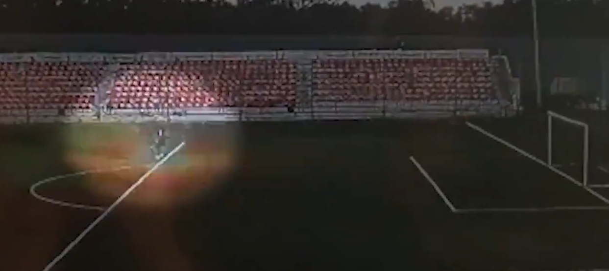 Piłkarz rosyjskiego klubu został porażony piorunem w trakcie treningu ...